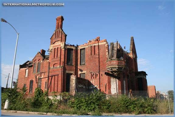 Photo Du Jour – December 21, 2005 – Ransom Gillis House – International ...